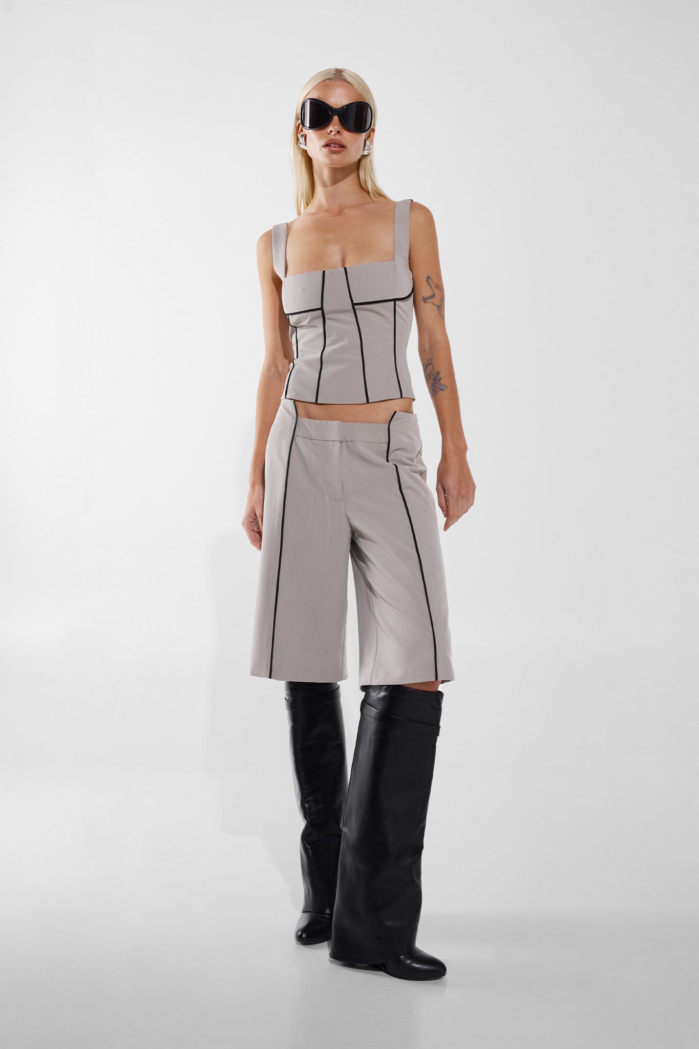 FAYE SHORTS | GREY